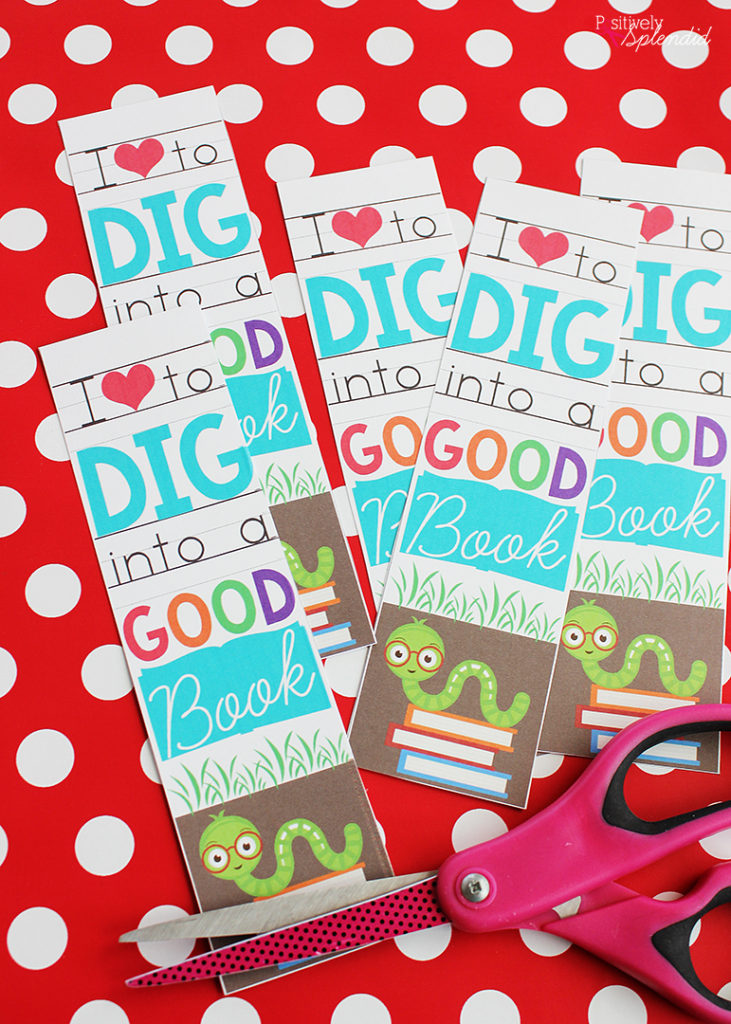 Make Class Valentines in Minutes: FREE Bookworm Bookmark Printable ...