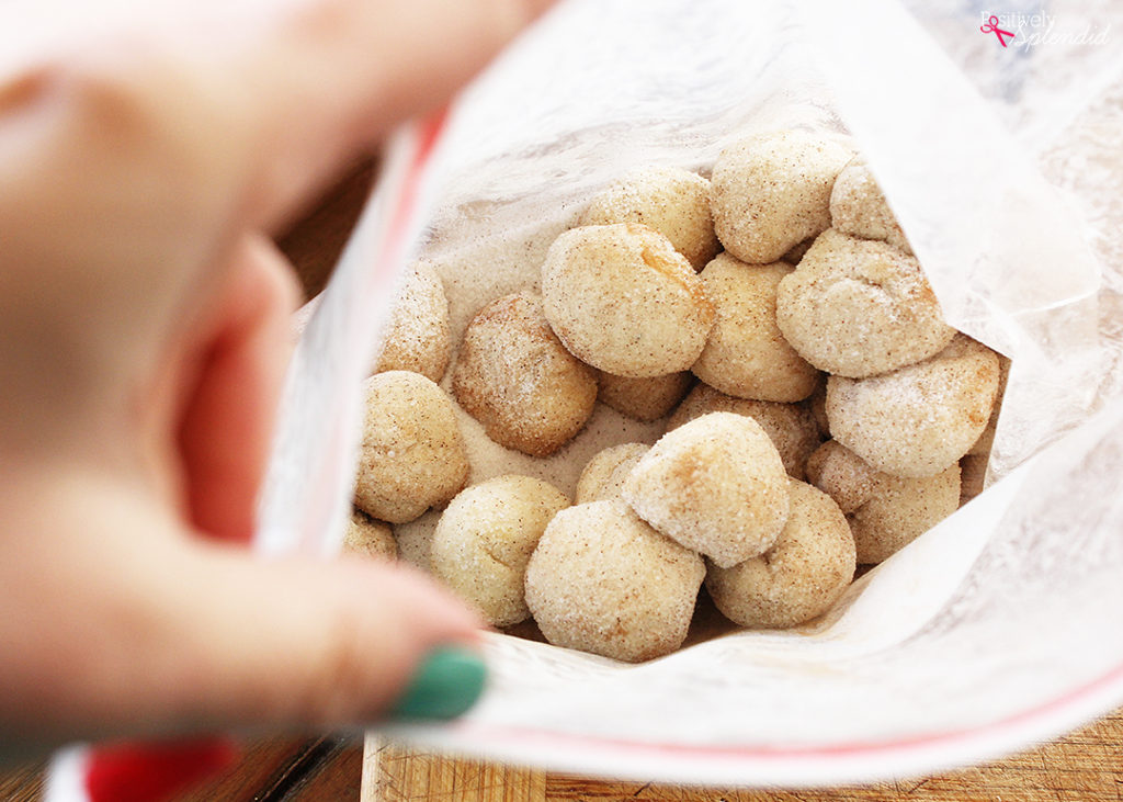 Peaches and Cream Monkey Bread Recipe - Positively Splendid {Crafts ...
