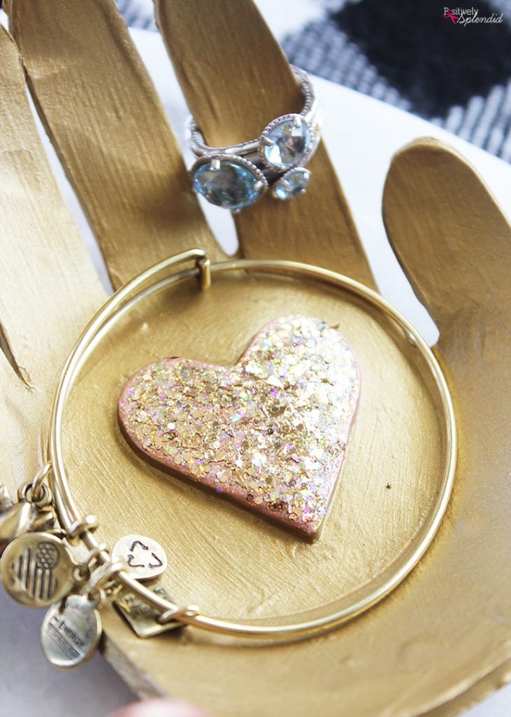 DIY Hand Ring Dish - Positively Splendid {Crafts, Sewing, Recipes and ...