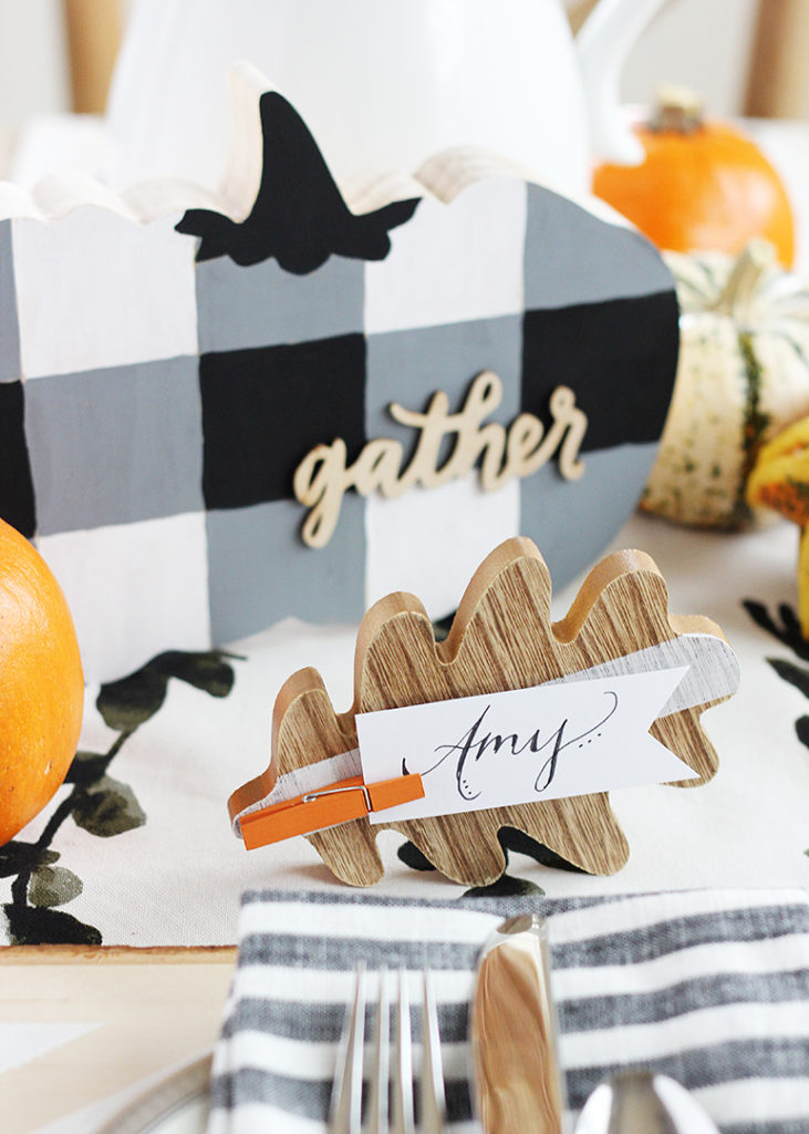 Farmhouse Fall Table - Positively Splendid {Crafts, Sewing, Recipes and ...