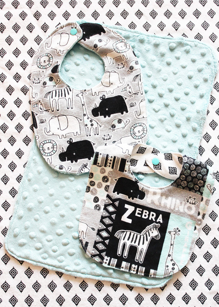 Easy Baby Bib Pattern - Positively Splendid {Crafts, Sewing, Recipes ...