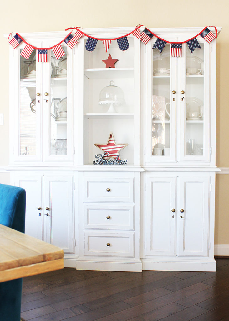 How to Sew a Fabric Bunting (5 Cute Styles!) - Positively Splendid ...