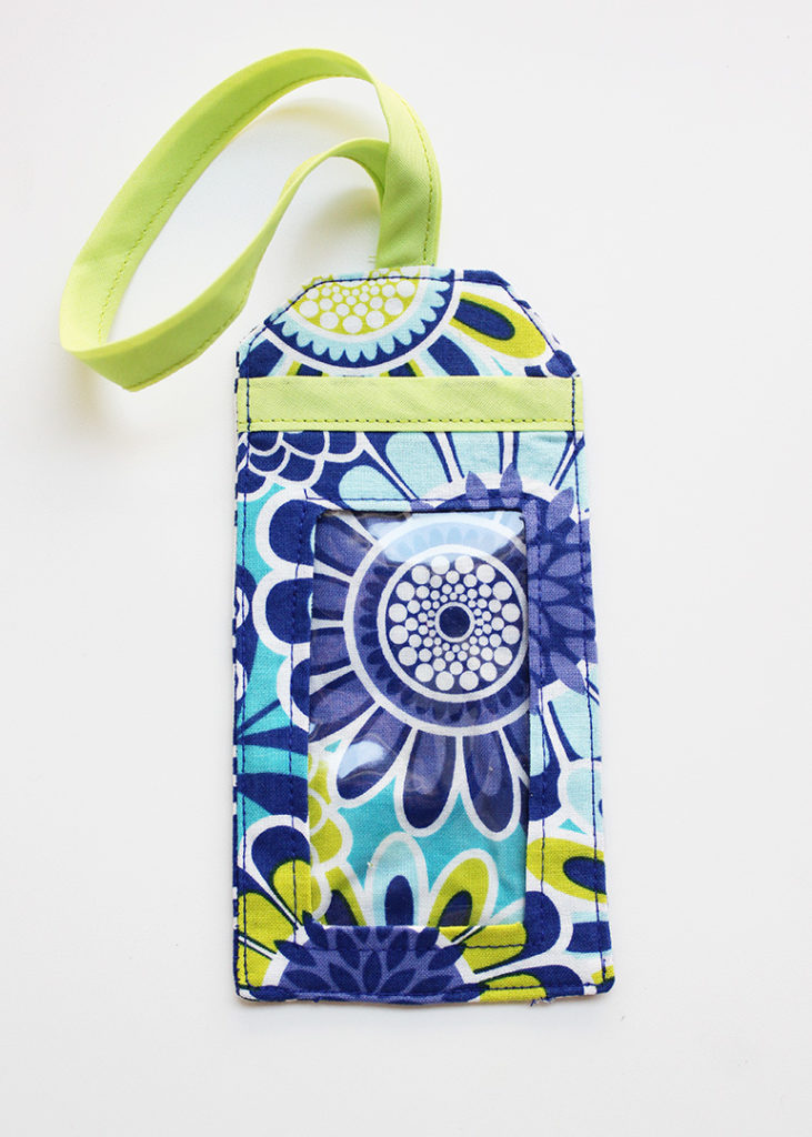 How to Sew a Luggage Tag - Positively Splendid {Crafts, Sewing, Recipes ...